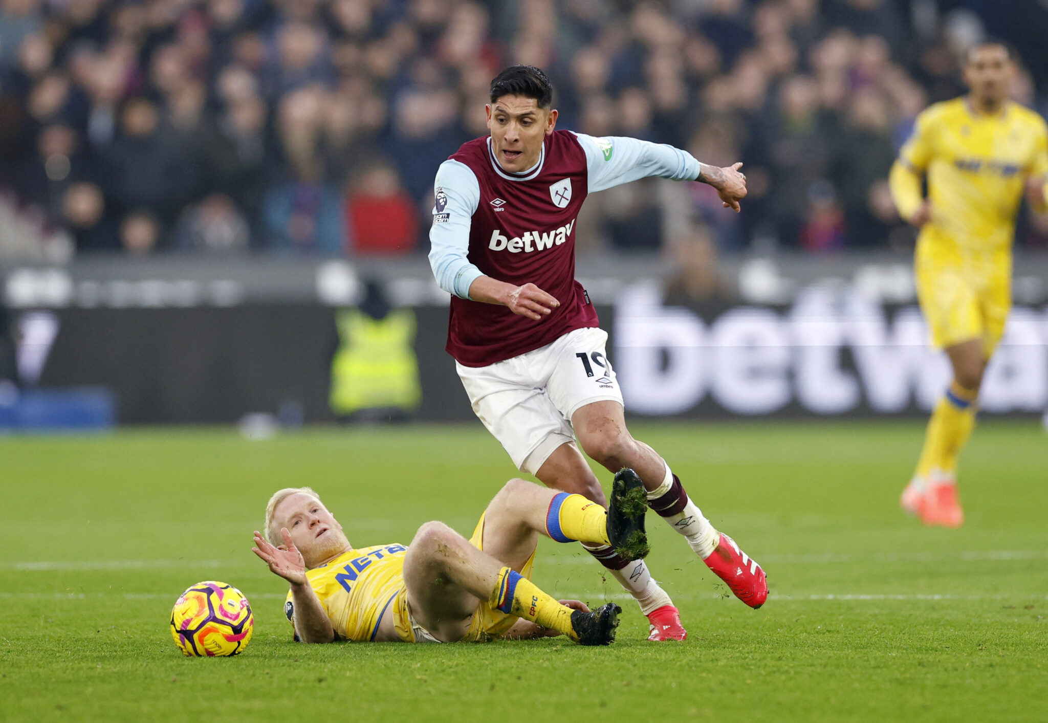 West Ham Transfer News: Midfielder Explains Decision to Leave Hammers