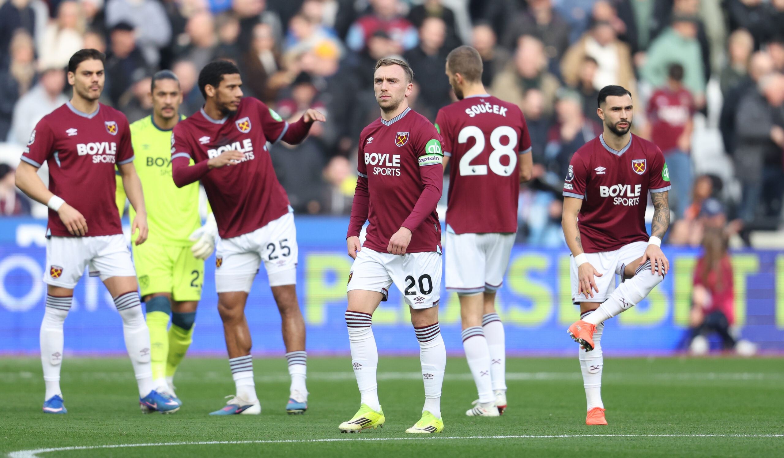 West Ham Transfer News: West Ham’s player retention wishlist revealed ...